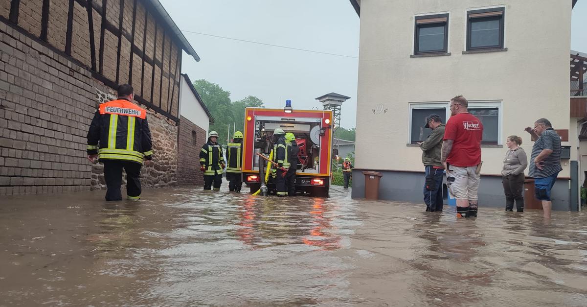 Starkregen setzt Teile des Lahn-Dill-Kreises unter Wasser